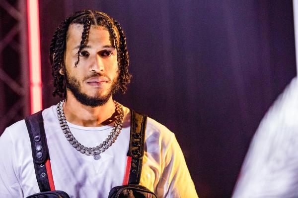 Death in Paradise - Spiel der Könige - Serie / Krimiserie