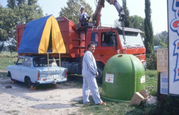 Go, Trabi, Go - Go, Trabi, Go - Spielfilm / Komödie