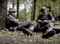 Panzerschokolade - Crystal Meth bei der Wehrmacht - Hitler‘s Junkies O ...