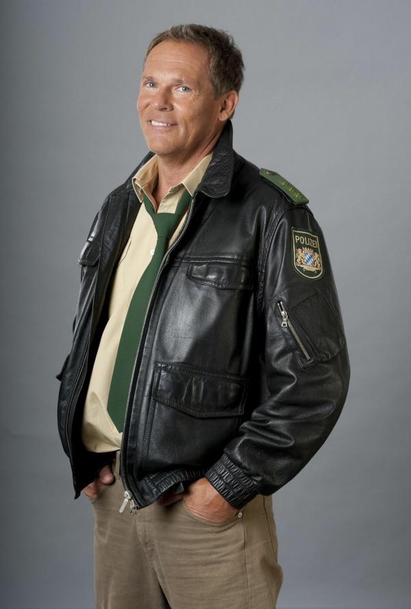 Hubert und Staller - Freie Fahrt ins Jenseits - Serie / Krimiserie