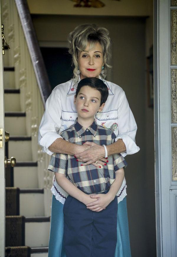 Young Sheldon - Ein Aufnäher, ein Modem und ein Magengeschwür - Serie ...